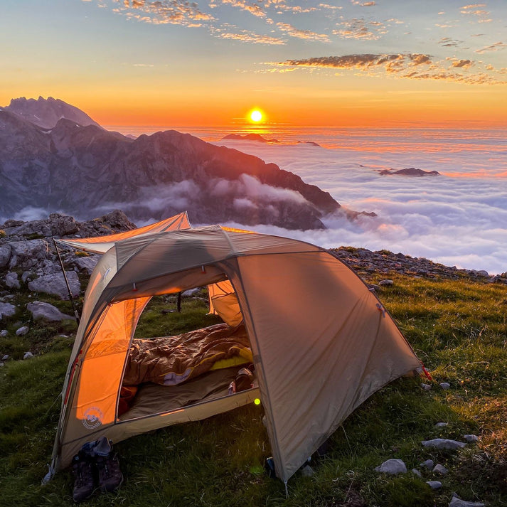 Guide Backpacking Los Picos de Europa in 7–8 Days (Camping or Refuges ...