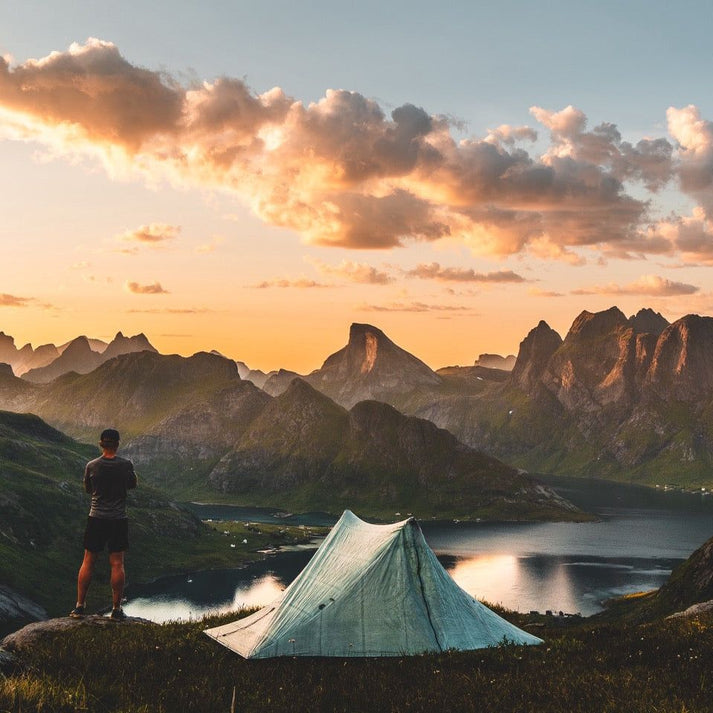 Guide Backpacking the Lofoten Islands in 4–11 Days – Harmen Hoek Store